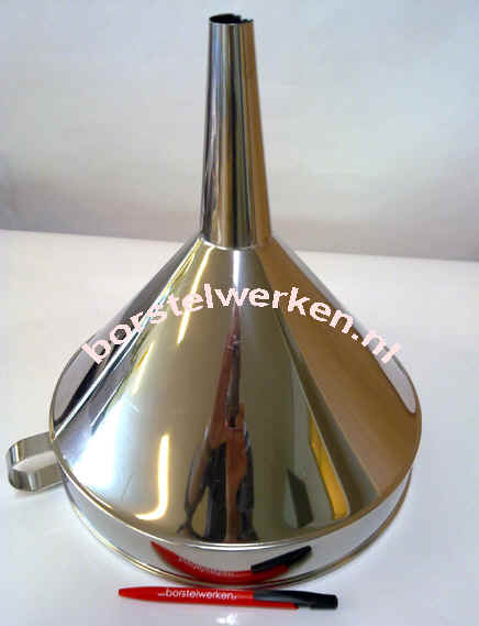 RVS trechter en kunststof trechter in diverse maten Bel voor info 072 ...